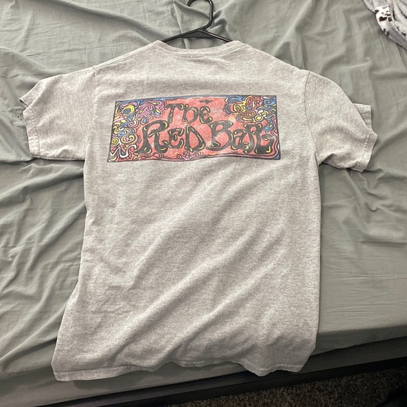 Gildan | Shirts | Vintage The Red Bar Tee | Poshmark